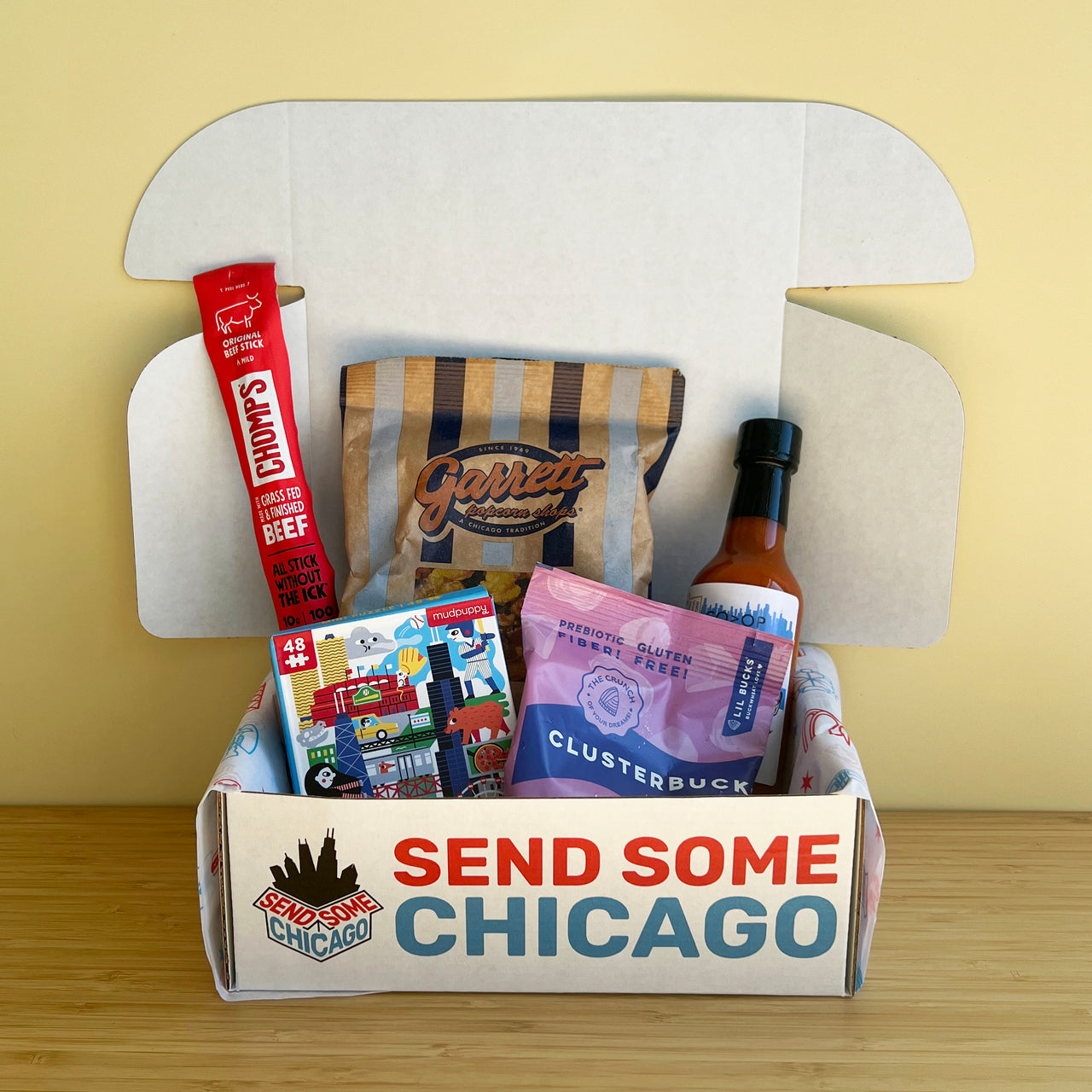 Chicago gift box 5-items | Send Some Chicago
